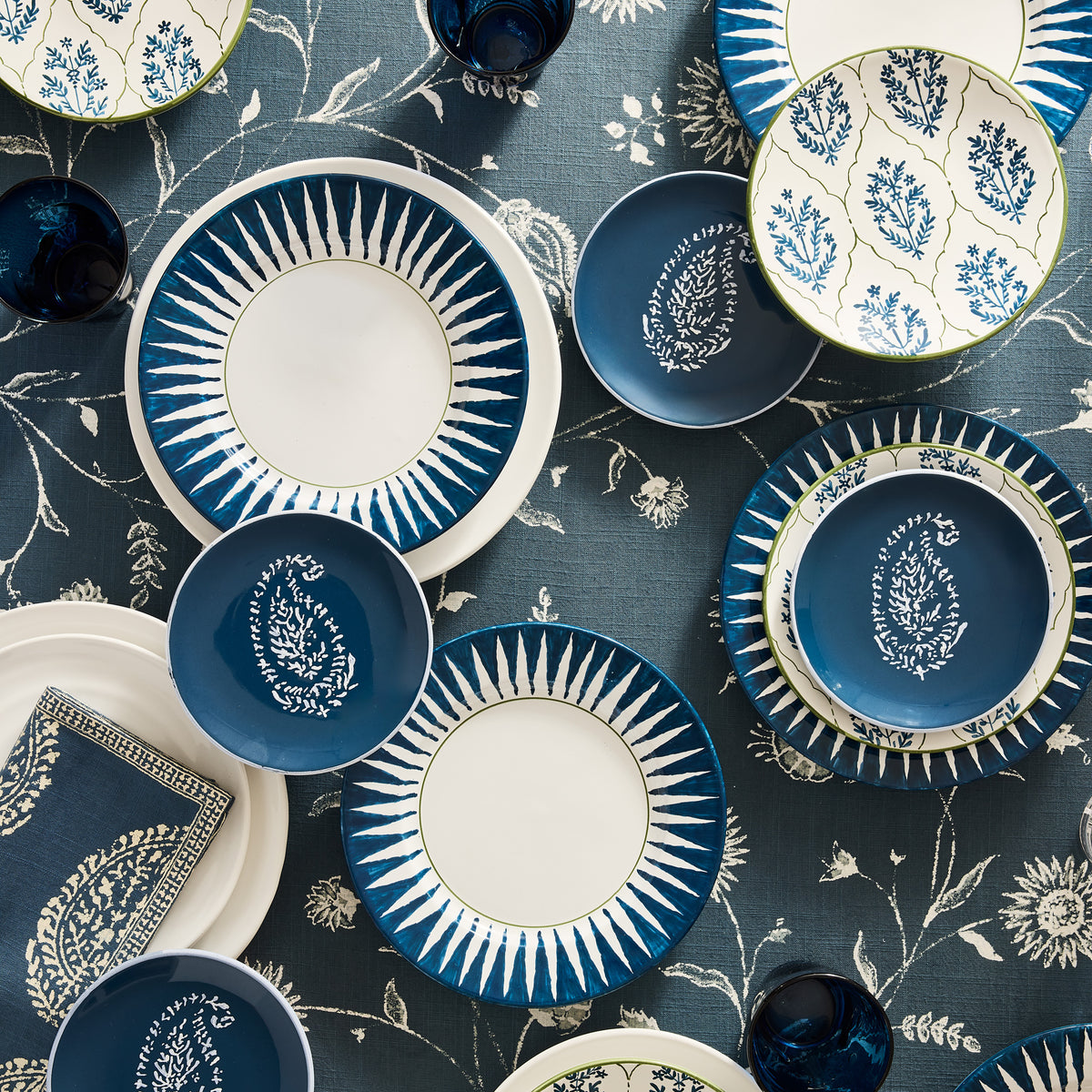 Peter Dunham + Hudson Grace Indigo Blue Indian Chintz Printed Tableclo ...